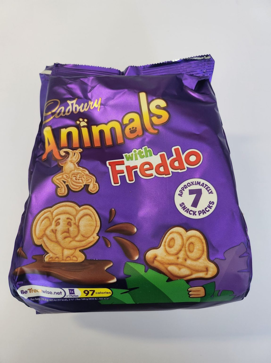 CADBURY ANIMALS WITH FREDDOS | Syd's Pies